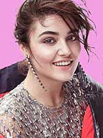 Güzel Oyuncu Hande Erçel Hakkında Bilinmeyen 10 İlginç Bilgi!